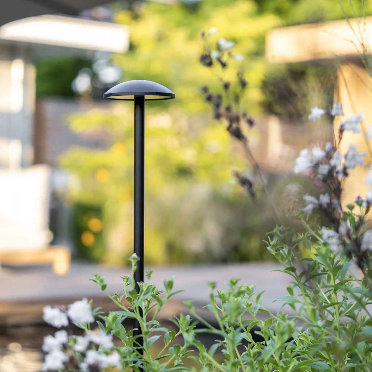 Schwarze Außenlampe 80 cm – Jazzy Gartenlampe | Nostalux.de
