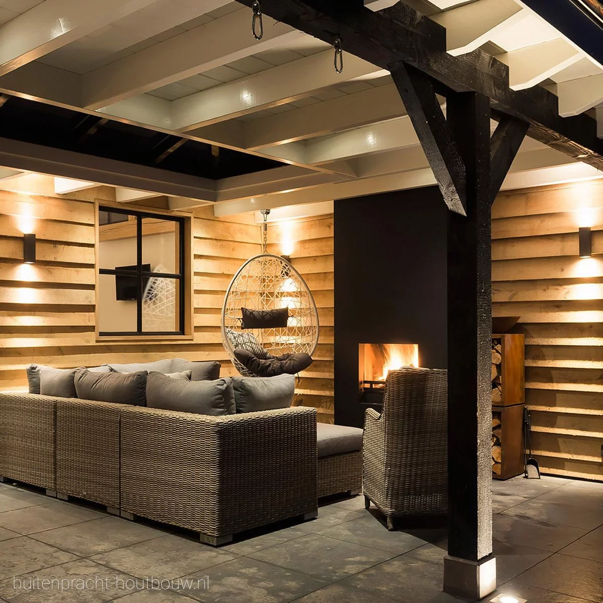 Kelvin Up & Down Schwarz mit Tag / Nacht Sensor | Nostalux.de